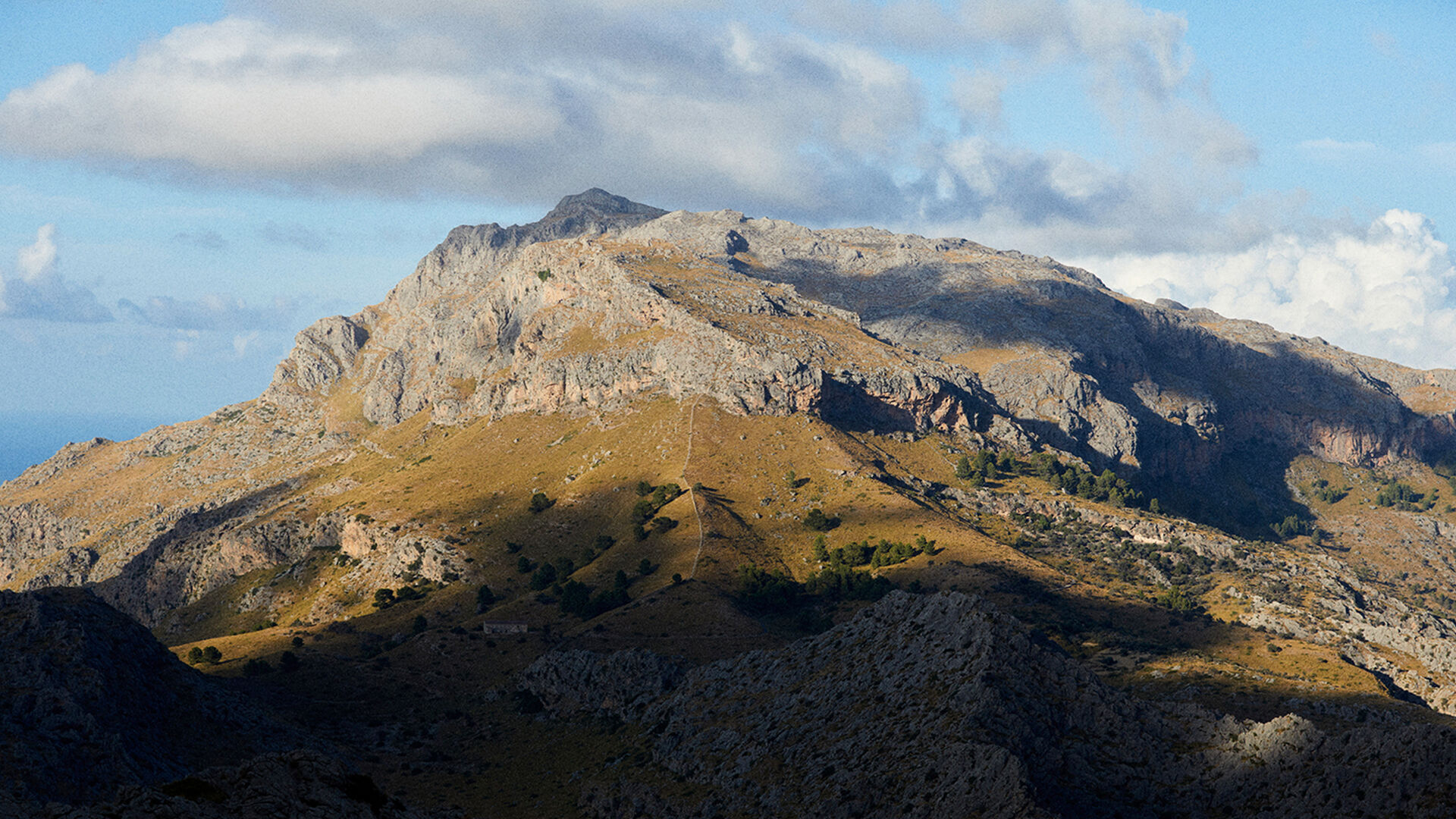 Vibram & NNormal | VIBRAM